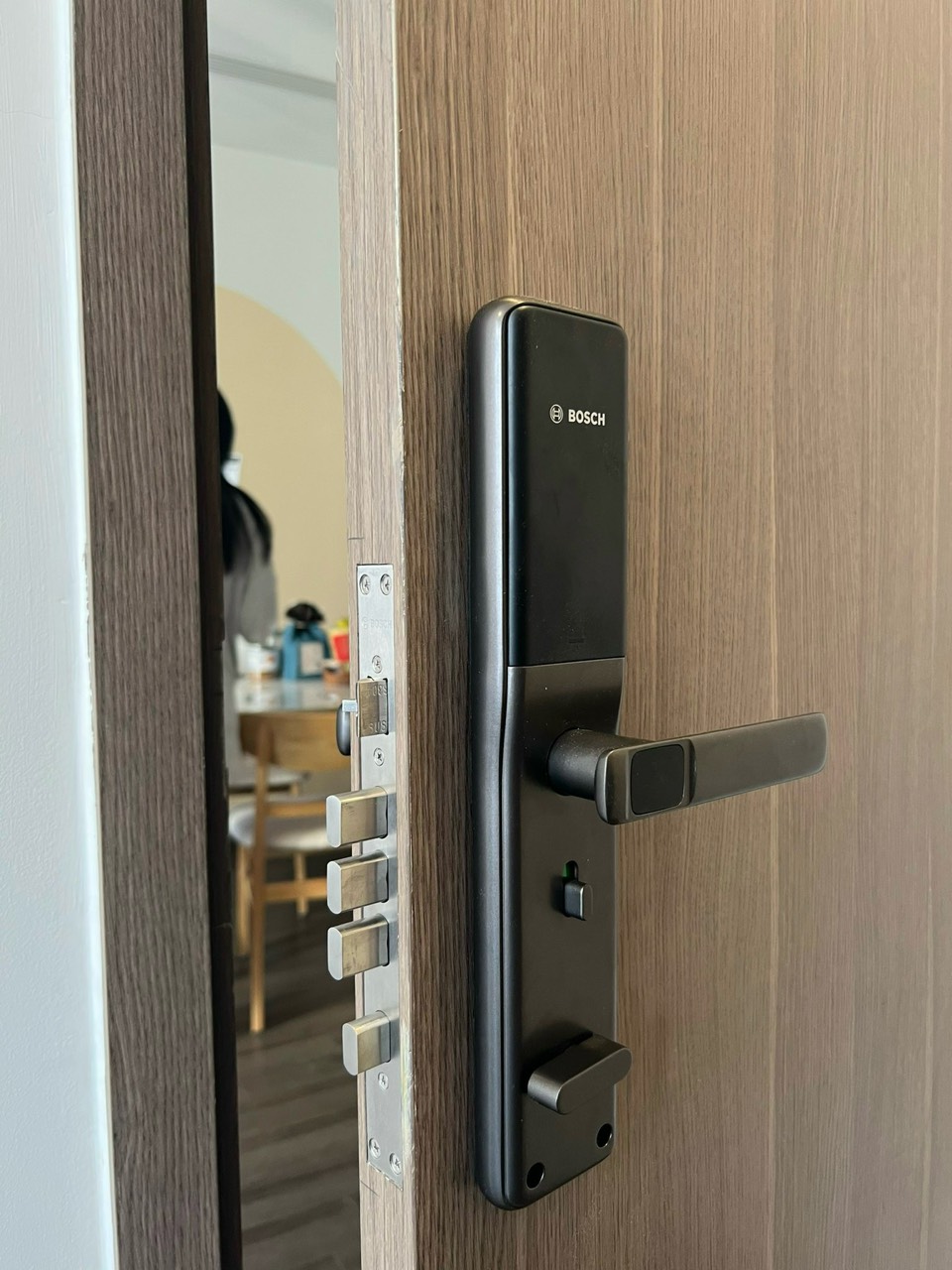 Khóa điện tử Bosch ID30 EU Gray (App Wifi) - Khóa cửa điện tử Bosch
